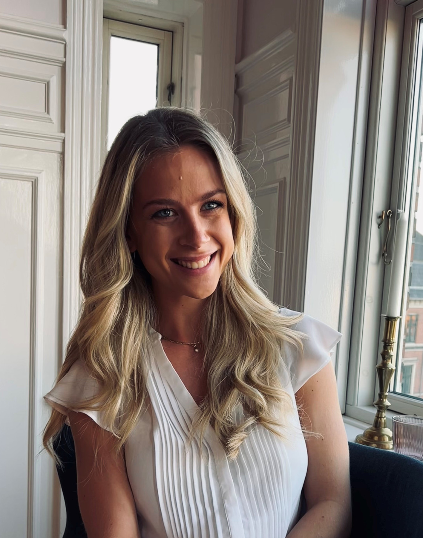 På studiet opdagede Rikke, at hendes diagnose kan være en gave | Djøfbladet