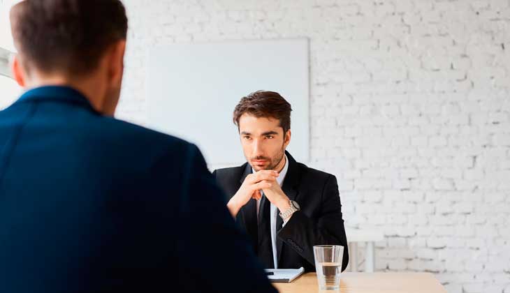 Studierelevante job giver forspring til nyuddannede | Djøfbladet